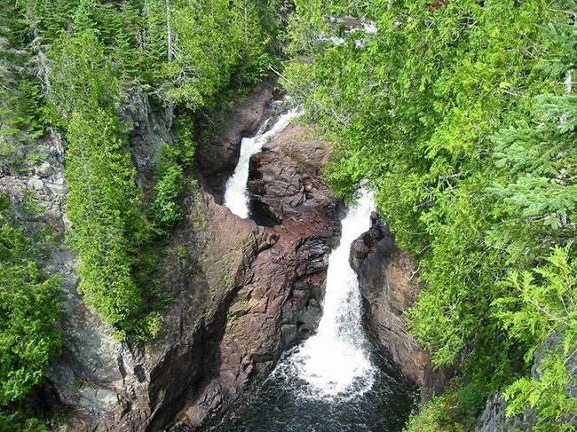 The Mystery Behind The Devil's Kettle Waterfalls In Minnesota Is ...