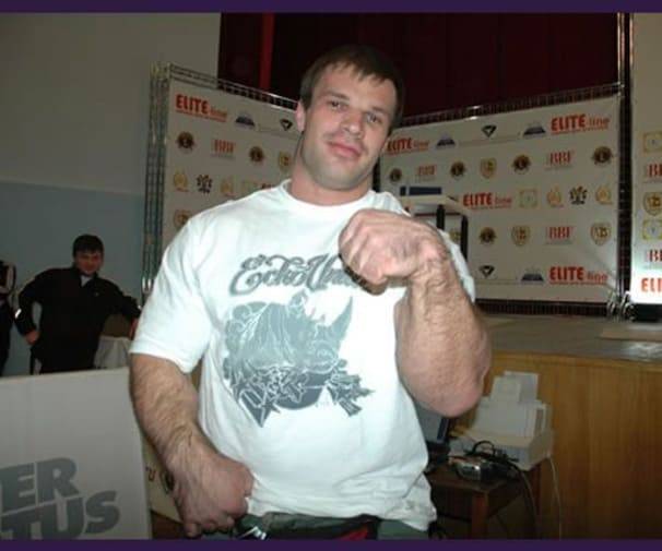 This Arm Wrestling Champion Has The Largest, Most Muscular Hands In The ...