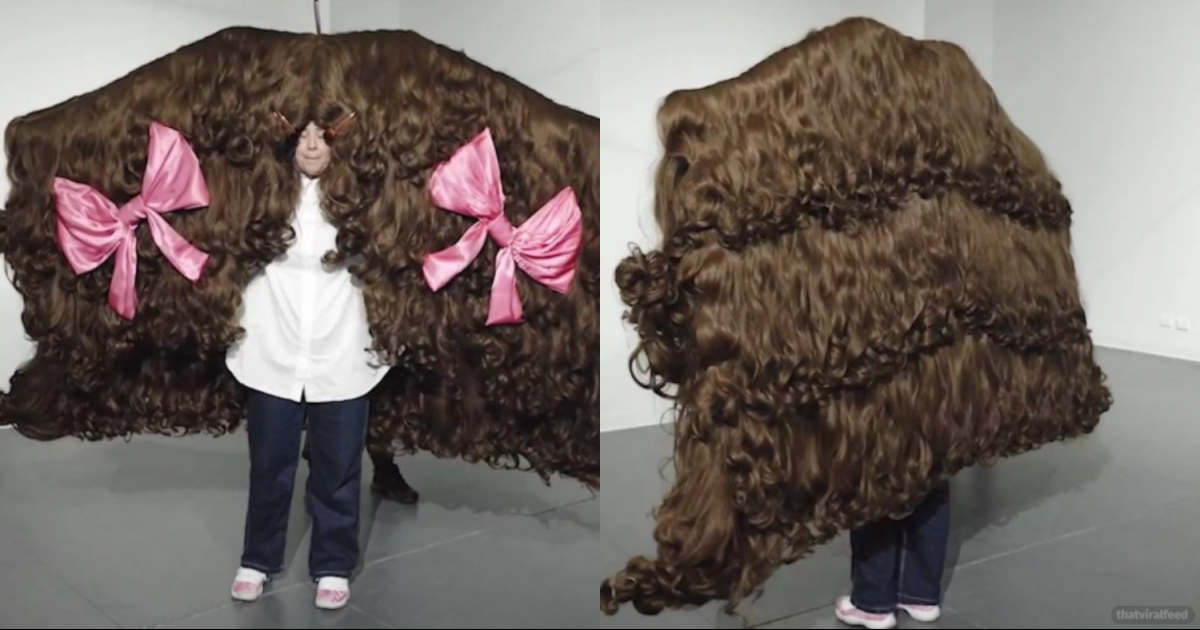 Woman Breaks Record For World’s Widest Wig That Measures 8ft Across ...